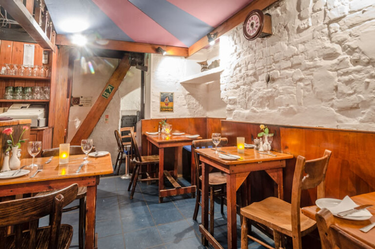 Pimlico's iconic Grumbles Restaurant celebrates 60 glorious years | 7SL